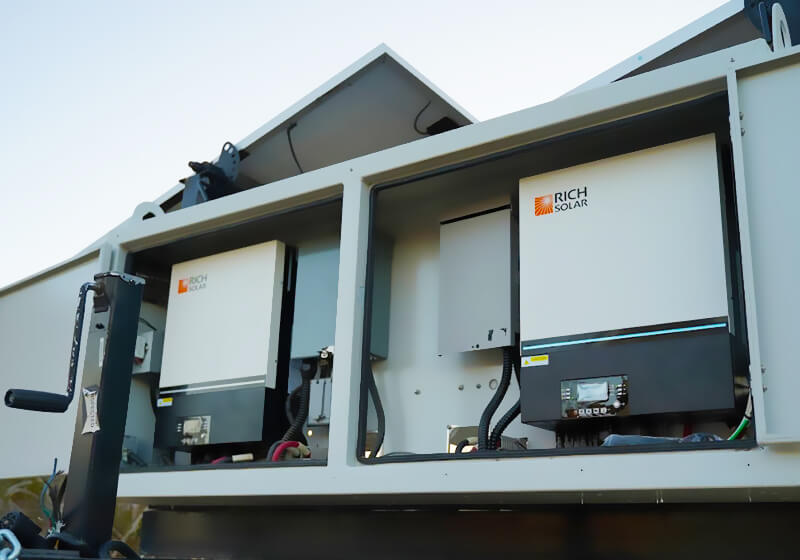 Hybrid Inverters | RICH SOLAR